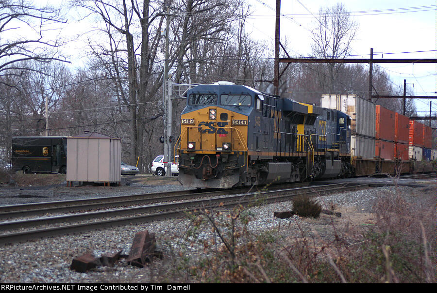 CSX 5409 on Q191